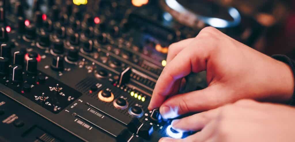 Pro Audio - Microphones & Input Devices | Sydney | Melbourne | Adelaide ...